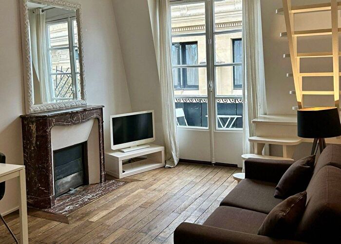 Appartement à louer - Les Halles, Paris er arrondissement - 2 pièces - 1 chambre