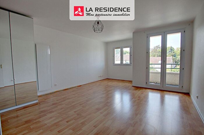 Appartement à vendre - Le Mesnil-Saint-Denis - 1 pièce