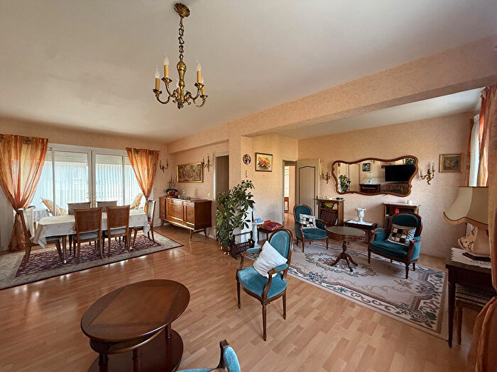 Appartement à vendre - Périgueux, Centre-ville, La Gare, Saint-Martin - 4 pièces - 3 chambres