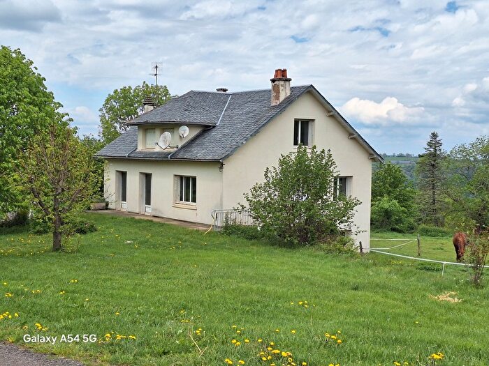 Maison 7 pièces à vendre - Anglards-de-Salers