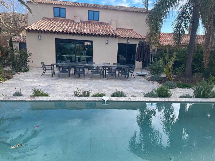 Maison 7 pièces à Sanary-sur-Mer, Le Baou, Saint-Roch, à vendre