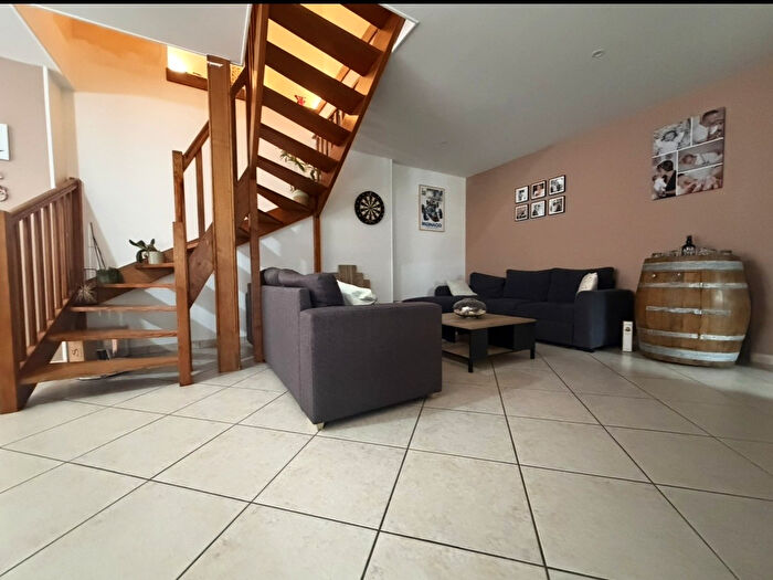 Maison à vendre - Pouilly-en-Auxois - 7 pièces - 4 chambres