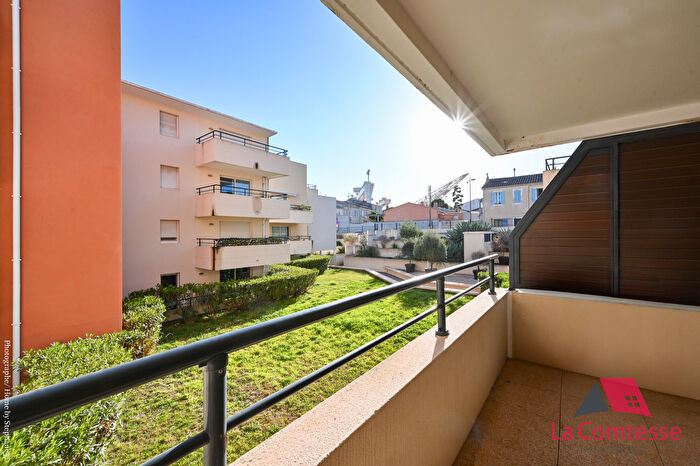 Appartement à vendre - La Ciotat, Centre-ville - 2 pièces - 1 chambre