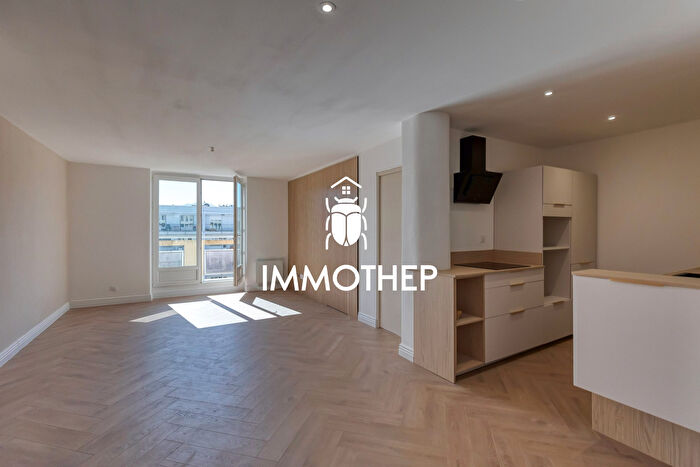 Appartement à vendre - Grenoble, Notre-Dame, Mutualité - 3 pièces - 2 chambres