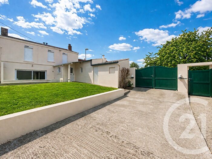 Maison à vendre - Cholet, Lorraine - 4 pièces - 2 chambres