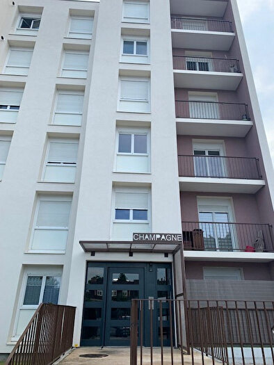 Appartement à vendre - Sézanne - 2 pièces - 1 chambre