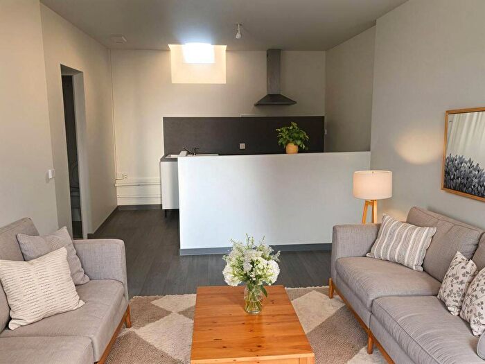 Appartement 2 pièces à louer à Gambetta, Nîmes