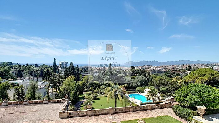 Appartement à louer - Cannes, Californie Pezou - 2 pièces - 1 chambre