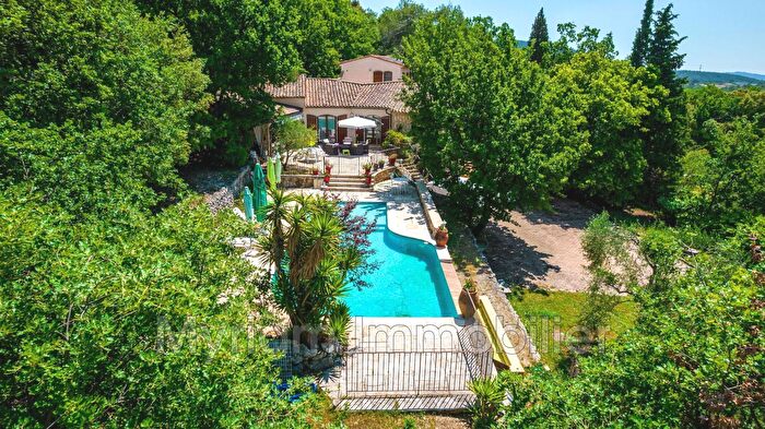 Maison à vendre - Saint-Cézaire-sur-Siagne - 6 pièces - 5 chambres