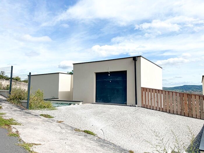 Maison à vendre - Corent - 5 pièces - 4 chambres