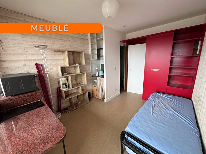 Appartement 1 pièce à Quartiers Ouest, Bourg l'Evesque, à louer