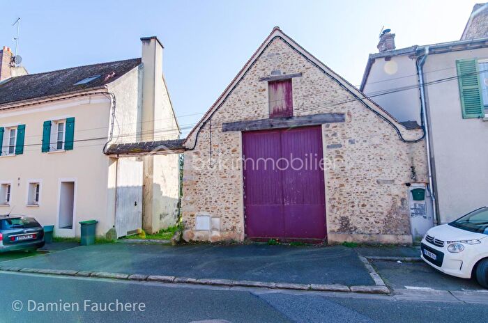 Maison 5 pièces à Sainte-Mesme, à vendre