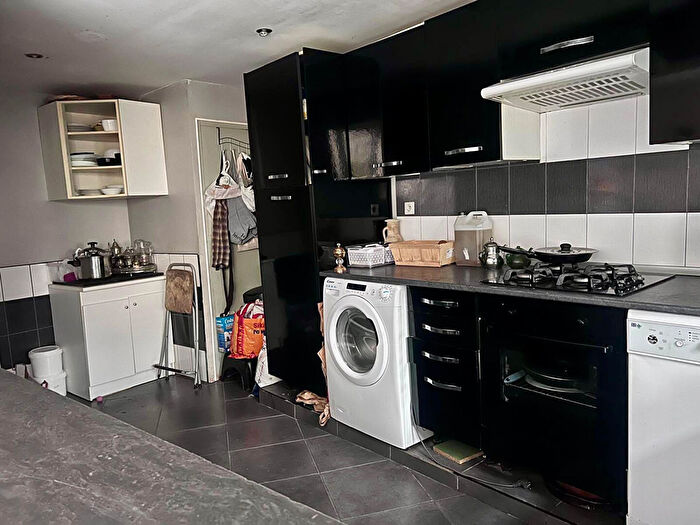 Maison 5 pièces à Roubaix, Pile, à vendre