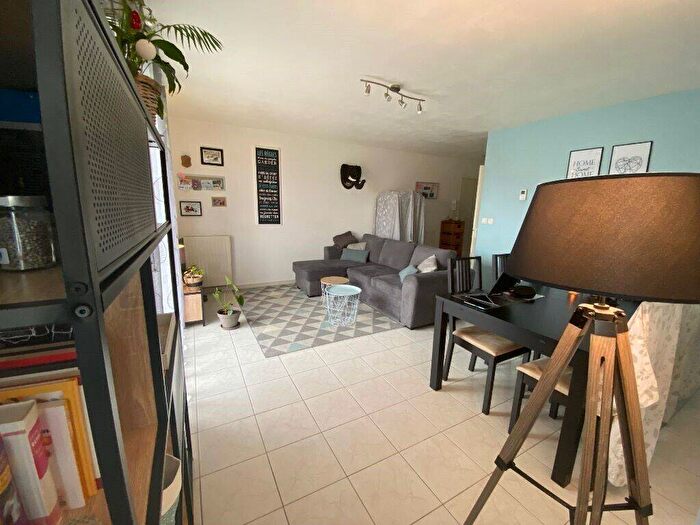 Appartement à louer - Brottes, Chaumont - 2 pièces - 1 chambre