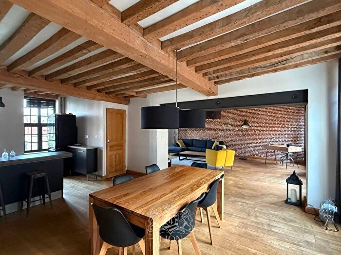 Appartement à louer - Vieux Lille - 3 pièces - 2 chambres