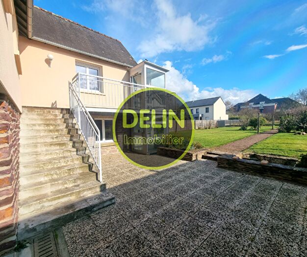 Maison à vendre - Saint-Erblon - 6 pièces - 3 chambres