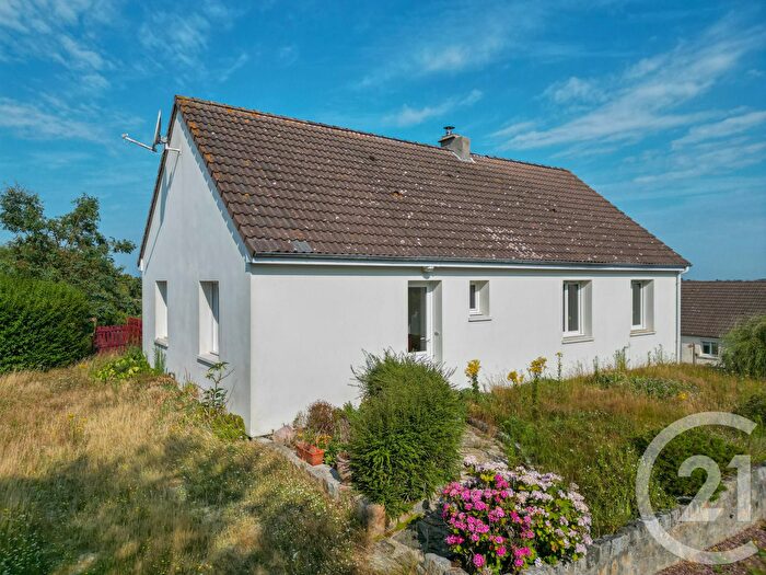 Maison 4 pièces à vendre à Les Moitiers-d'Allonne