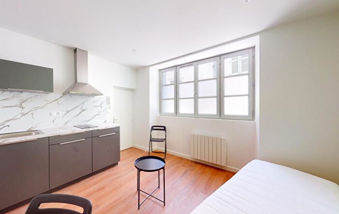 Rodez, Centre historique, Vieux-Rodez - Appartement 1 pièce à louer