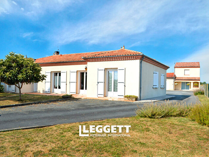 Lédat : Maison 9 pièces à vendre