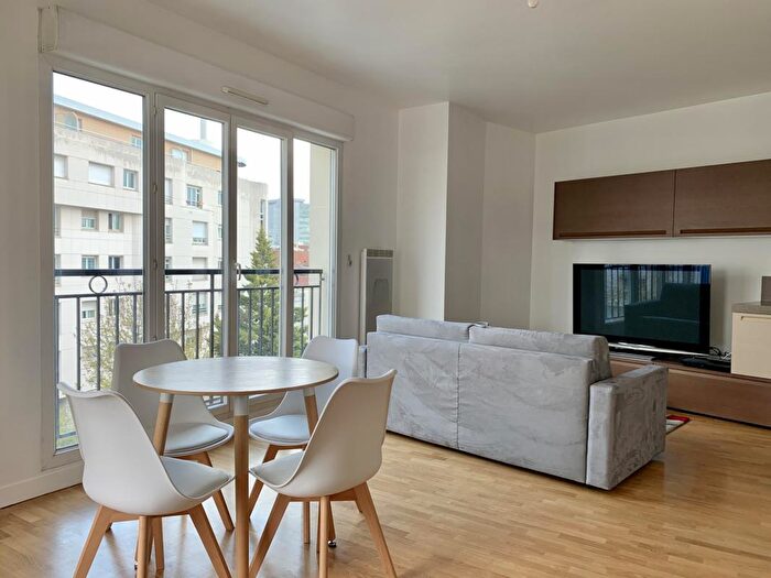 Puteaux, Vieux Puteaux - Appartement 2 pièces à louer