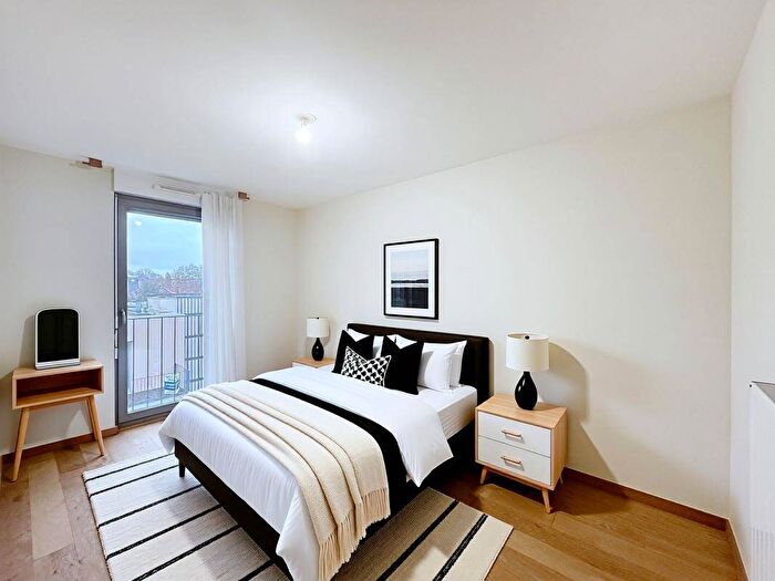 Appartement à louer - Saint Fiacre-Trois Maisons, Nancy - 3 pièces - 2 chambres