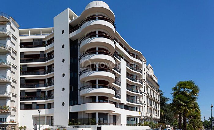 Appartement à vendre - Pau, Centre-ville - 5 pièces - 4 chambres