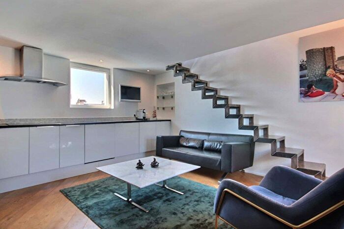 Appartement 2 pièces à louer à Saint Vincent de Paul-Lariboisière, Paris 10ème arrondissement