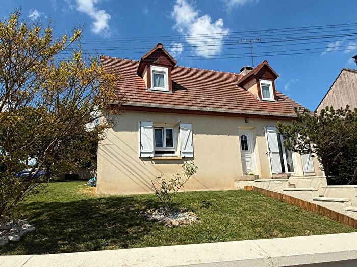Maison 5 pièces à vendre à Jouy-le-Châtel