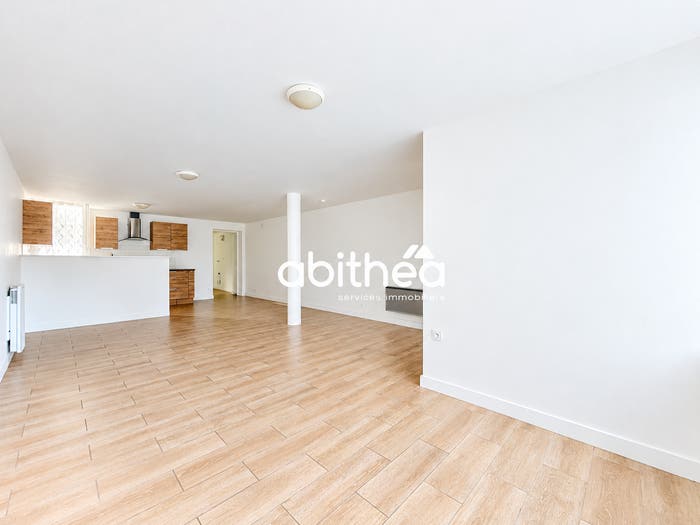 Maison 5 pièces à vendre à postalCode