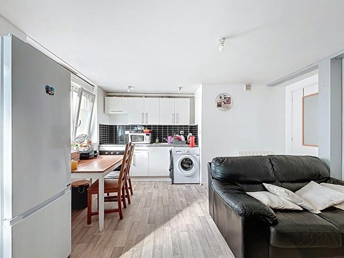 Appartement à vendre - Reims, Jamin, Jaurès, Cernay, Epinettes - 2 pièces - 1 chambre