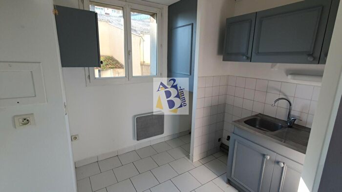 Appartement à louer - Angoulême, Bel-Air, La Grand Font - 3 pièces - 2 chambres