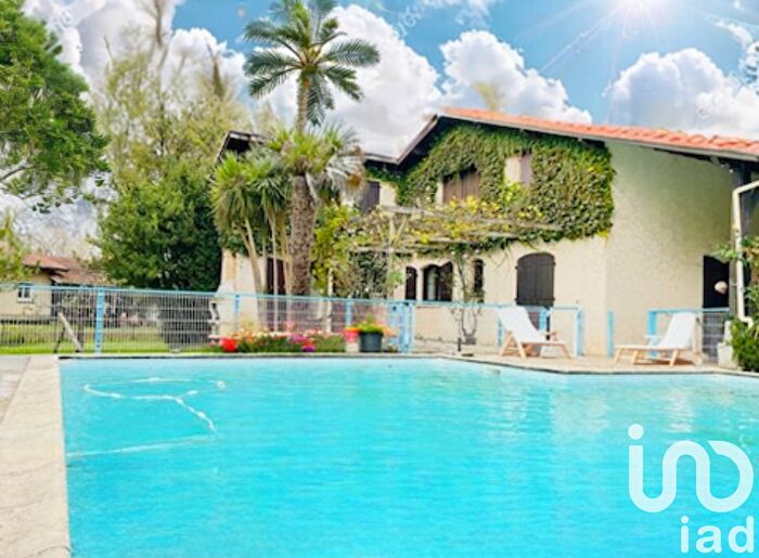 Maison à vendre - Saint-Loubès - 8 pièces - 7 chambres