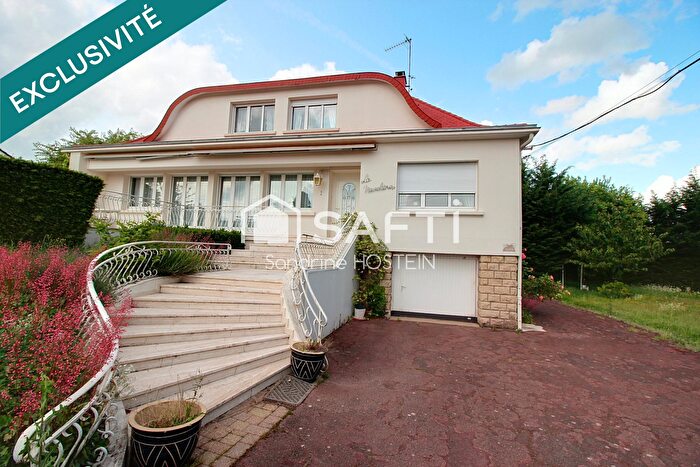 Maison 8 pièces à Villers-la-Montagne, à vendre
