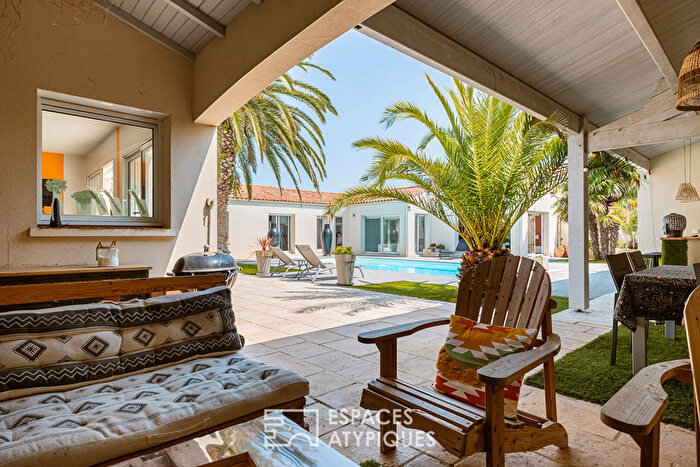 Maison à vendre - LHoumeau - 7 pièces - 4 chambres