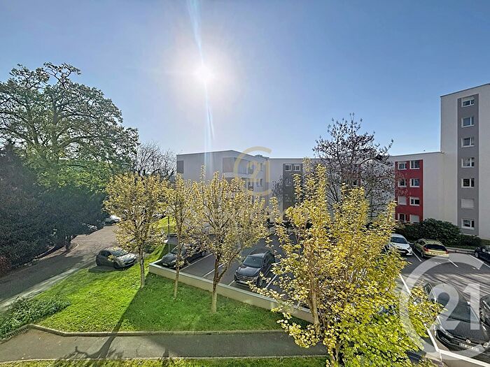 Appartement à vendre - Quartiers Sud-Est, Cimetière de lEst - 3 pièces - 2 chambres