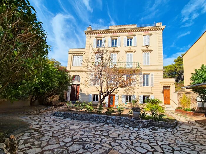 Appartement à vendre - Cannes, Petit Juas - 5 pièces - 3 chambres