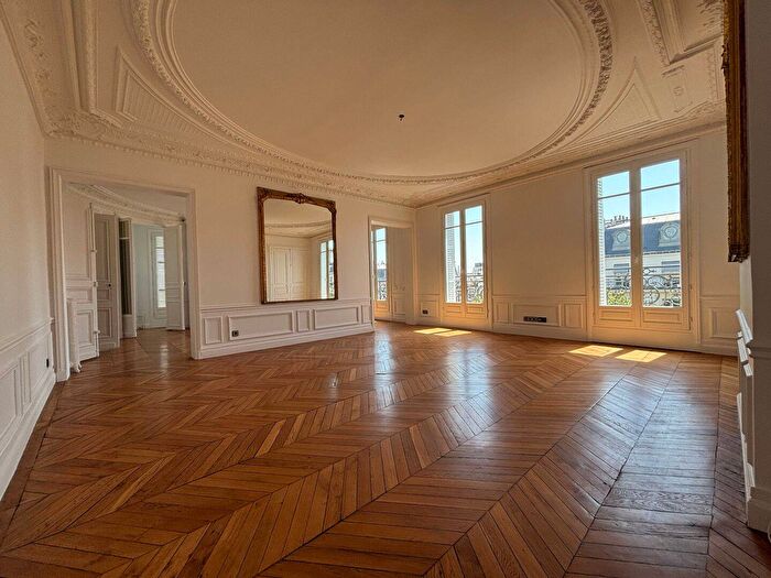 Appartement 5 pièces à louer à Saint Philippe du Roule, Paris 8ème arrondissement
