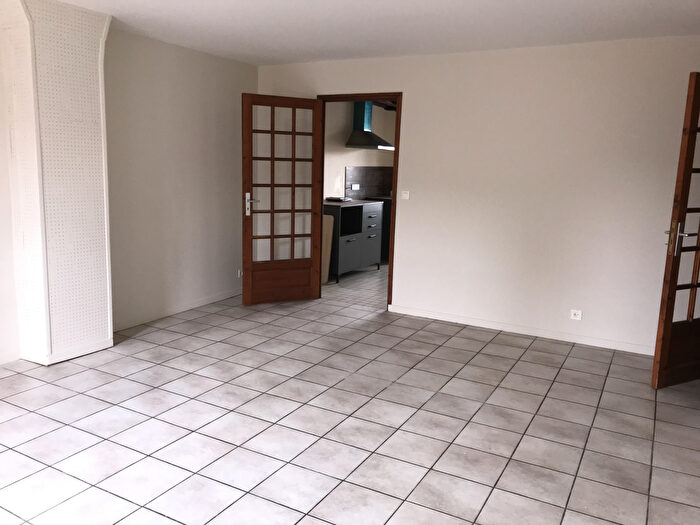 Appartement 3 pièces à louer à Milly-la-Forêt