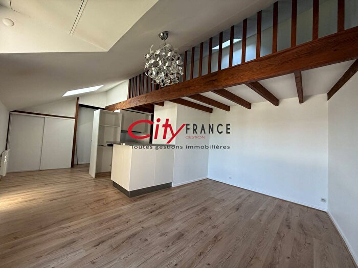 Appartement à louer - Médan - 1 pièce