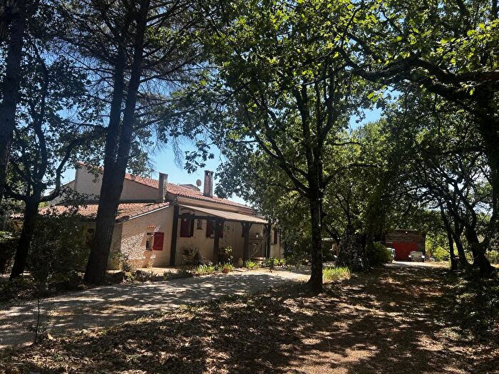 Saint-Maximin-la-Sainte-Baume, Revaute, La Viguière, La Babiole - Maison 5 pièces à vendre