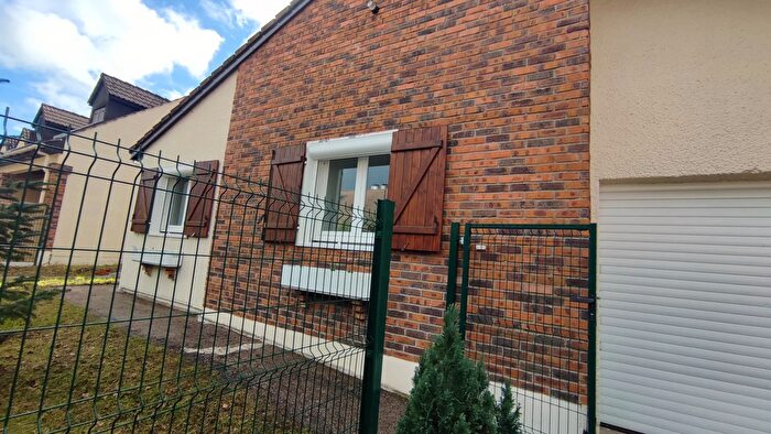 Maison à louer - Épône - 4 pièces - 3 chambres