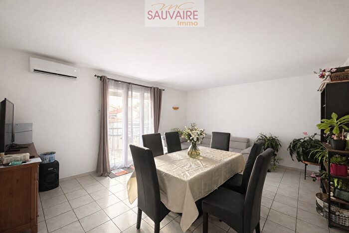 Maison à louer - Saint-Laurent-de-la-Salanque - 4 pièces - 3 chambres