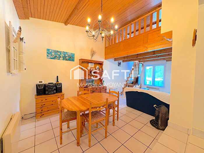 Prades-d'Aubrac - Appartement 3 pièces à vendre