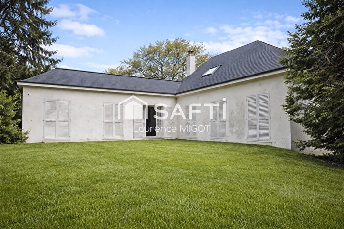 Maison à vendre - Orvault, Bourg, Secteur rural - 6 pièces - 3 chambres