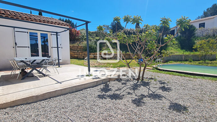 Maison à vendre - Le Val - 7 pièces - 5 chambres