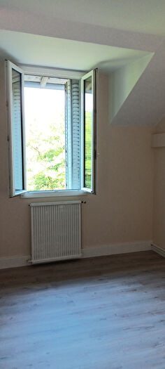 Appartement à louer - Tulle, Gare, Rive Gauche, Condamines, Marquisat - 4 pièces - 3 chambres