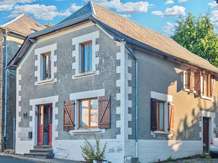 Maison 3 pièces à Treignac, à vendre