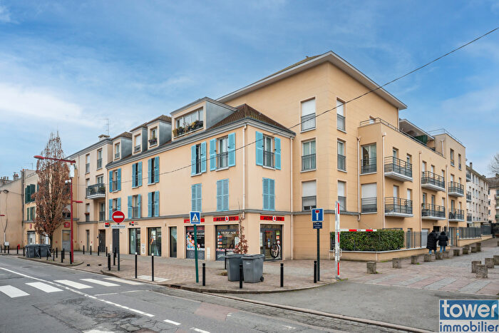 Appartement à vendre - Gonesse, Centre-ville - 3 pièces - 2 chambres