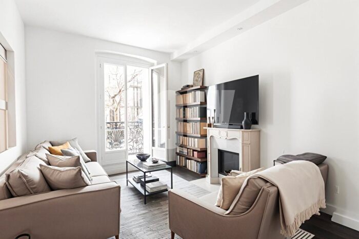 Appartement à vendre - Paris e , Léon-Blum, Folie-Regnault - 2 pièces - 1 chambre