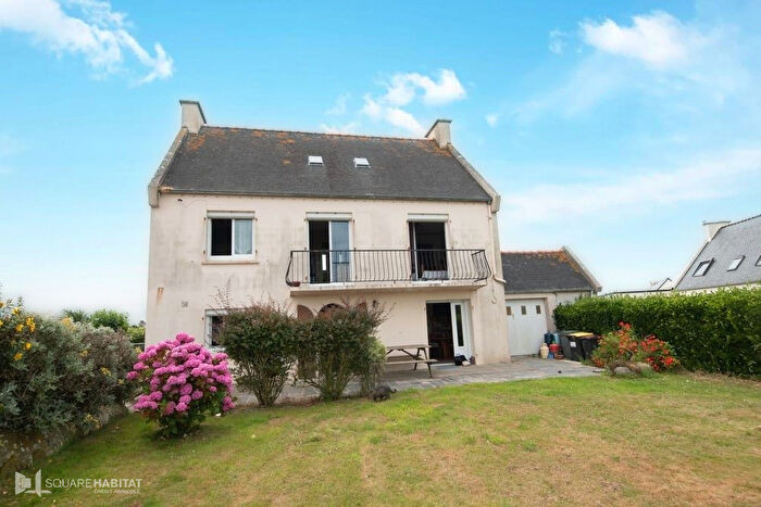 Maison à vendre - Plouescat - 7 pièces - 6 chambres